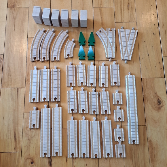Thomas & Friends | Toys | Like New Clickety Clack Track Pack 4 Pieces ...